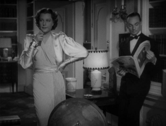 Woman Chases Man (1937) – The Blonde at the Film